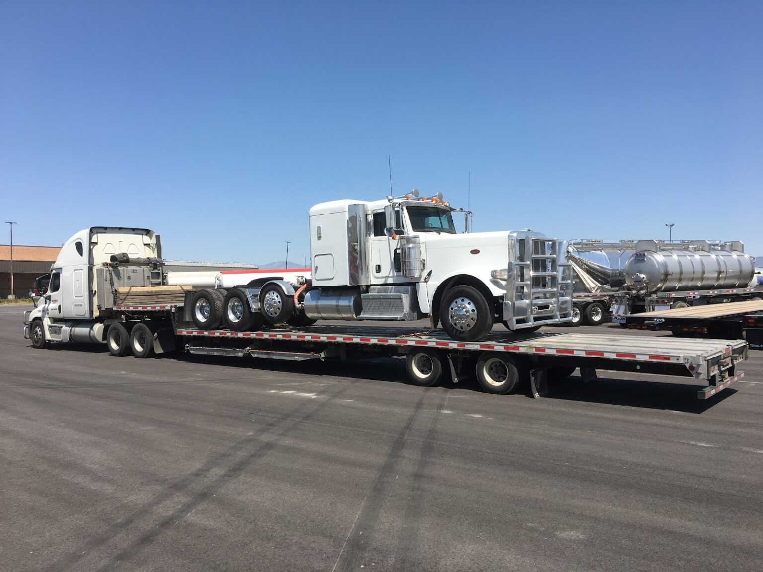 Shipping a Peterbilt Tandem Axle Truck - Heavy Haulers BlogHeavy ...