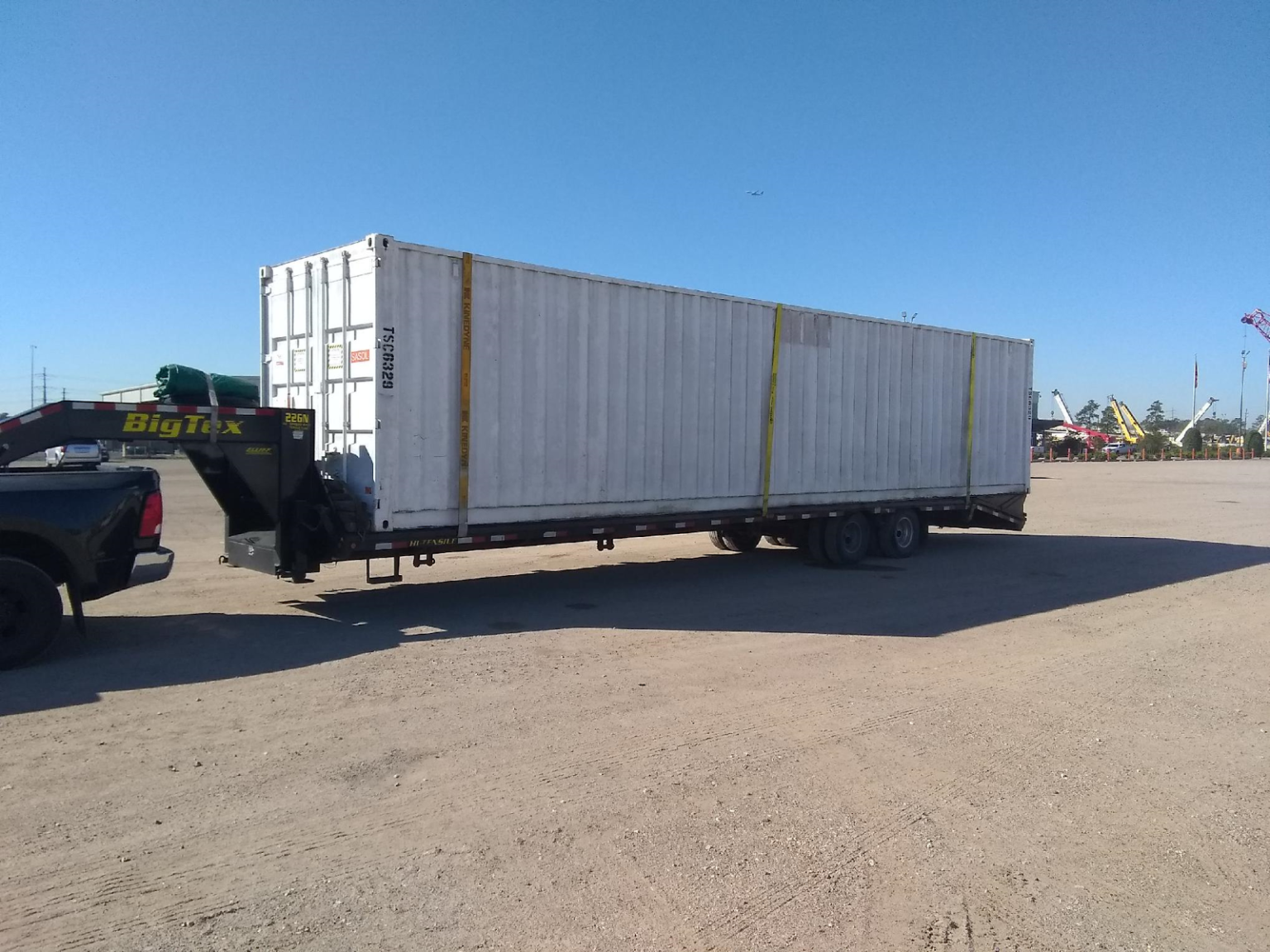 Shipping a 40 Ft container at Heavy Haulers | Heavy HaulersHeavy ...