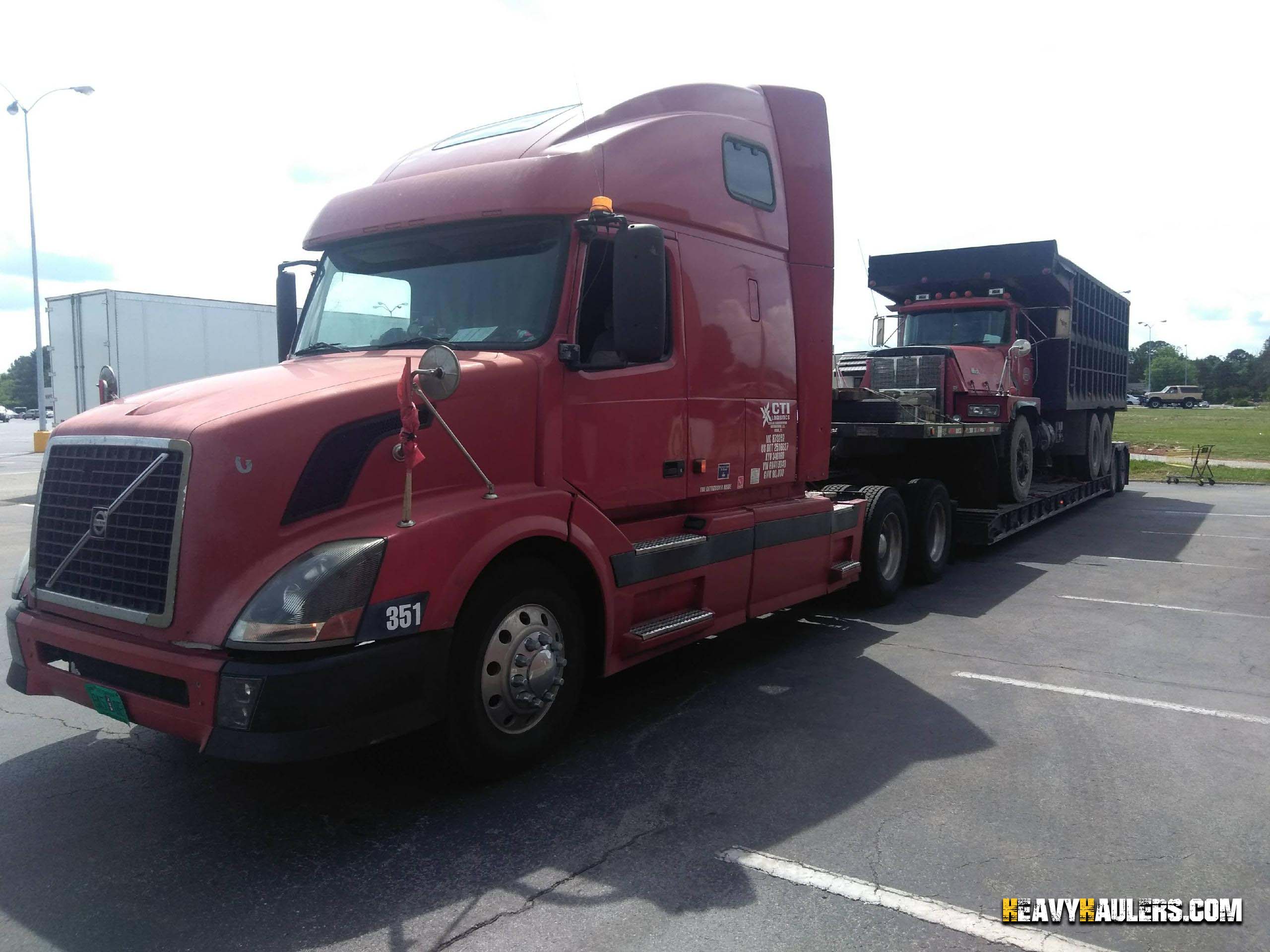 Dump Truck Shipping | Dump Truck Transport | Heavy Haulers