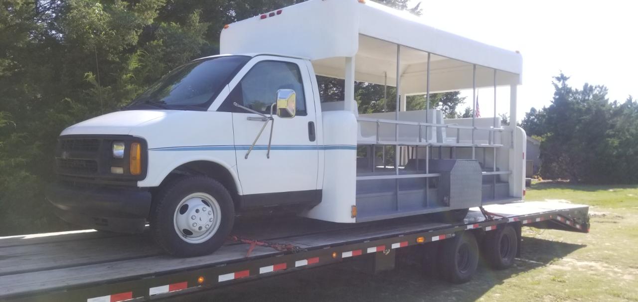 Professional Shuttle Bus Hauling Services