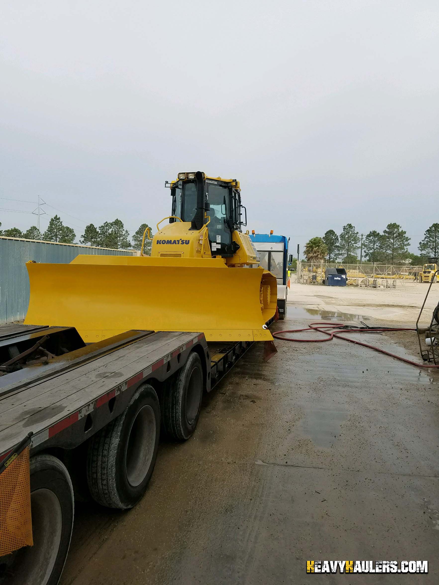 Bulldozer Transport Services | Heavy Haulers | (800) 908-6206