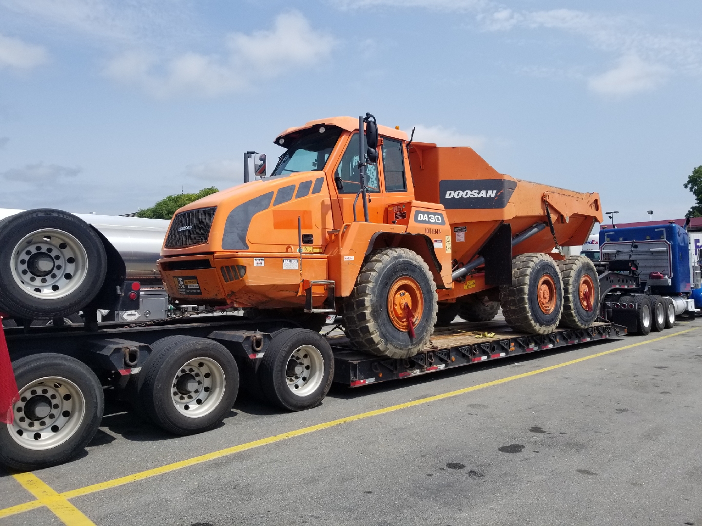 Arizona Equipment Transport Services | Heavy Haulers!
