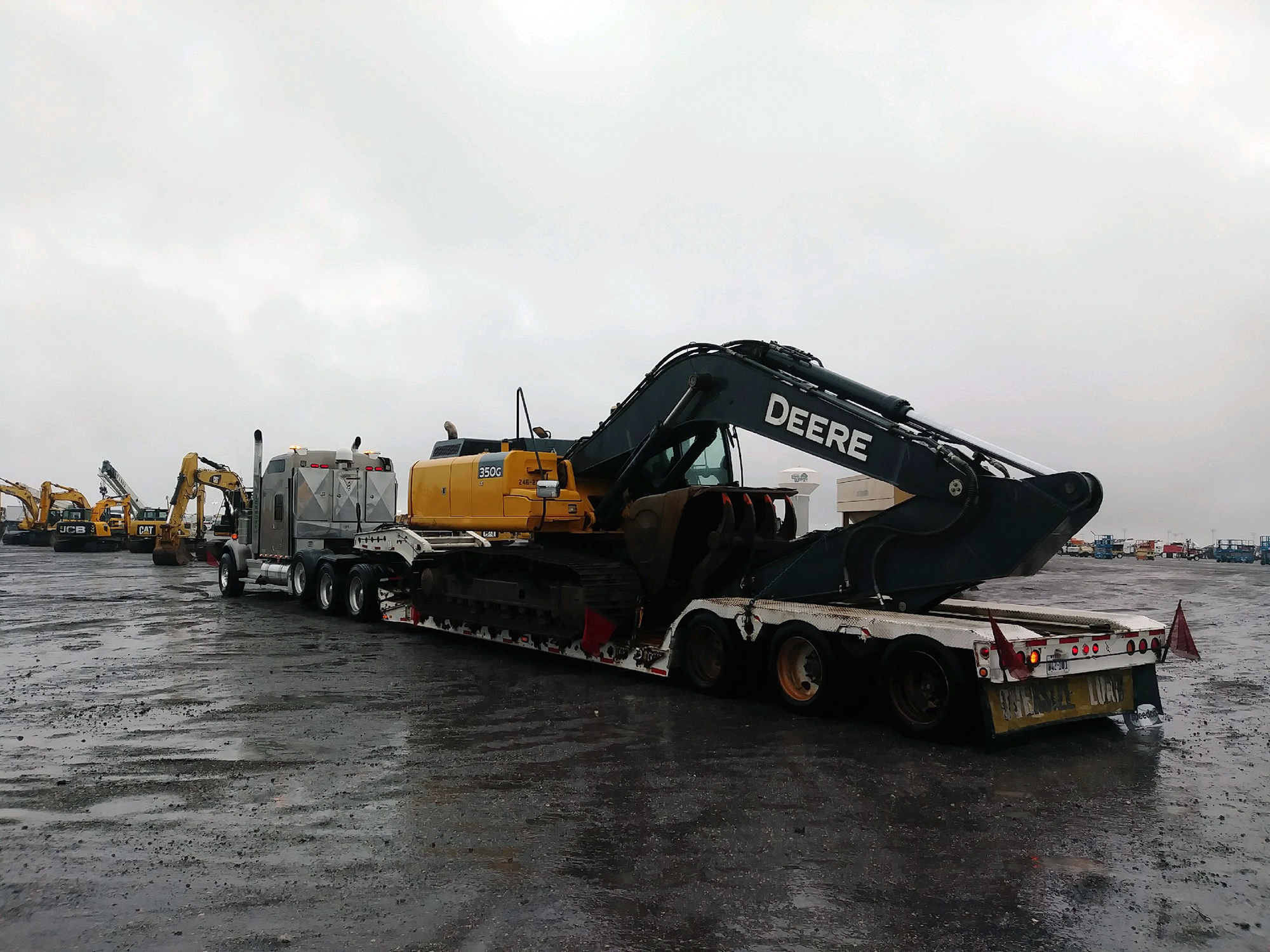 Excavator Transportation Services | Heavy Haulers | (800) 908-6206