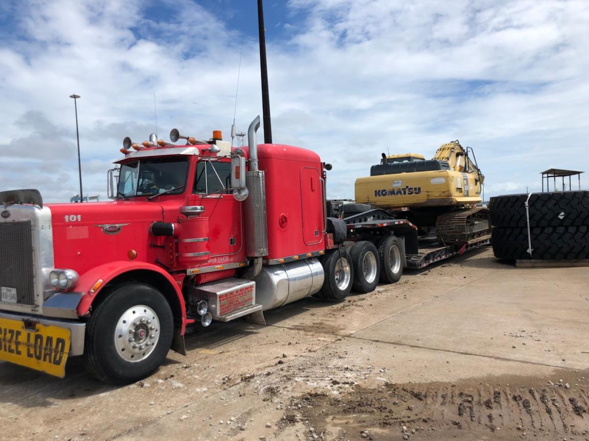 South Dakota Equipment Transport Services | Heavy Haulers!