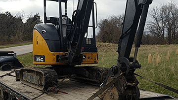 Mini Excavator Shipping Services | Heavy Haulers | (800) 908-6206