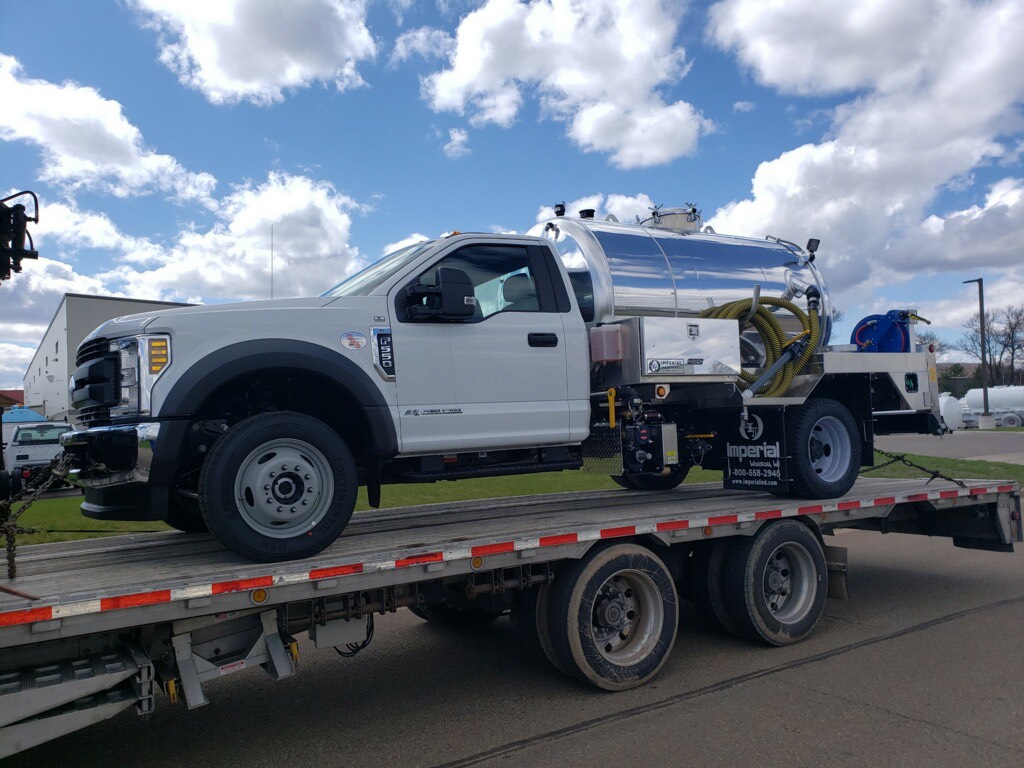 Ford F550 Shipping Services | Heavy Haulers | (877) 202-3718