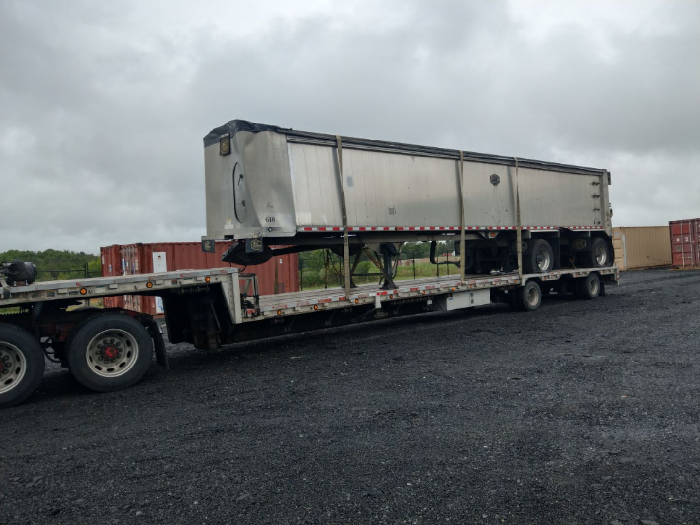 Miscellaneous Equipment Shipping Services | Heavy Haulers