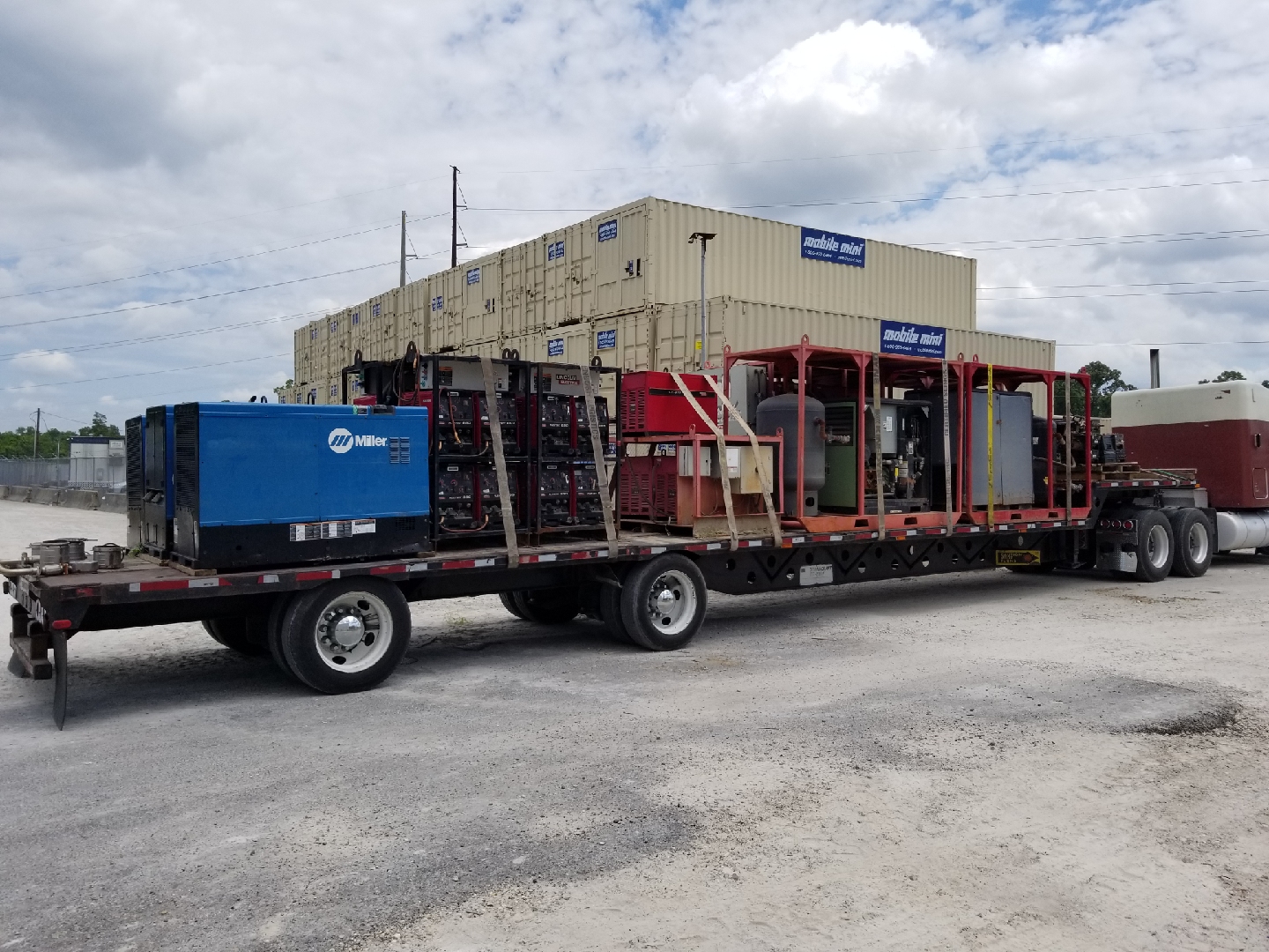 Miscellaneous Equipment Shipping Services | Heavy Haulers