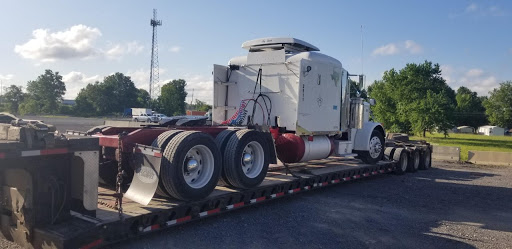 Peterbilt Truck Shipping | Heavy Haulers | (800) 908-6206