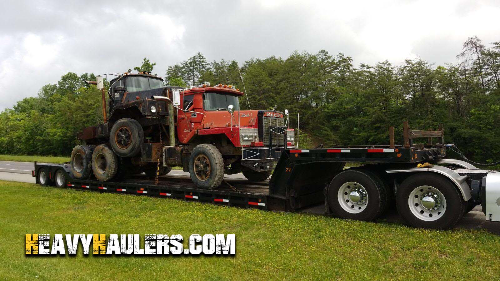 Semi Truck Transport Services | Heavy Haulers | (800) 908-6206