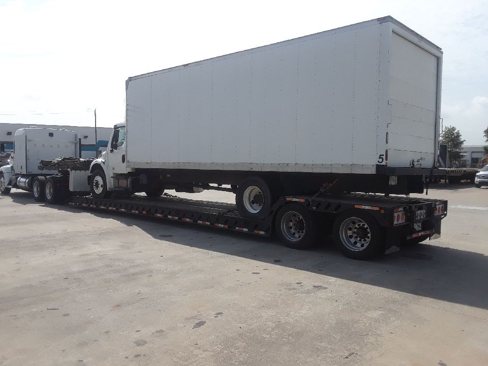 Truck Shipping Servces | Heavy Haulers