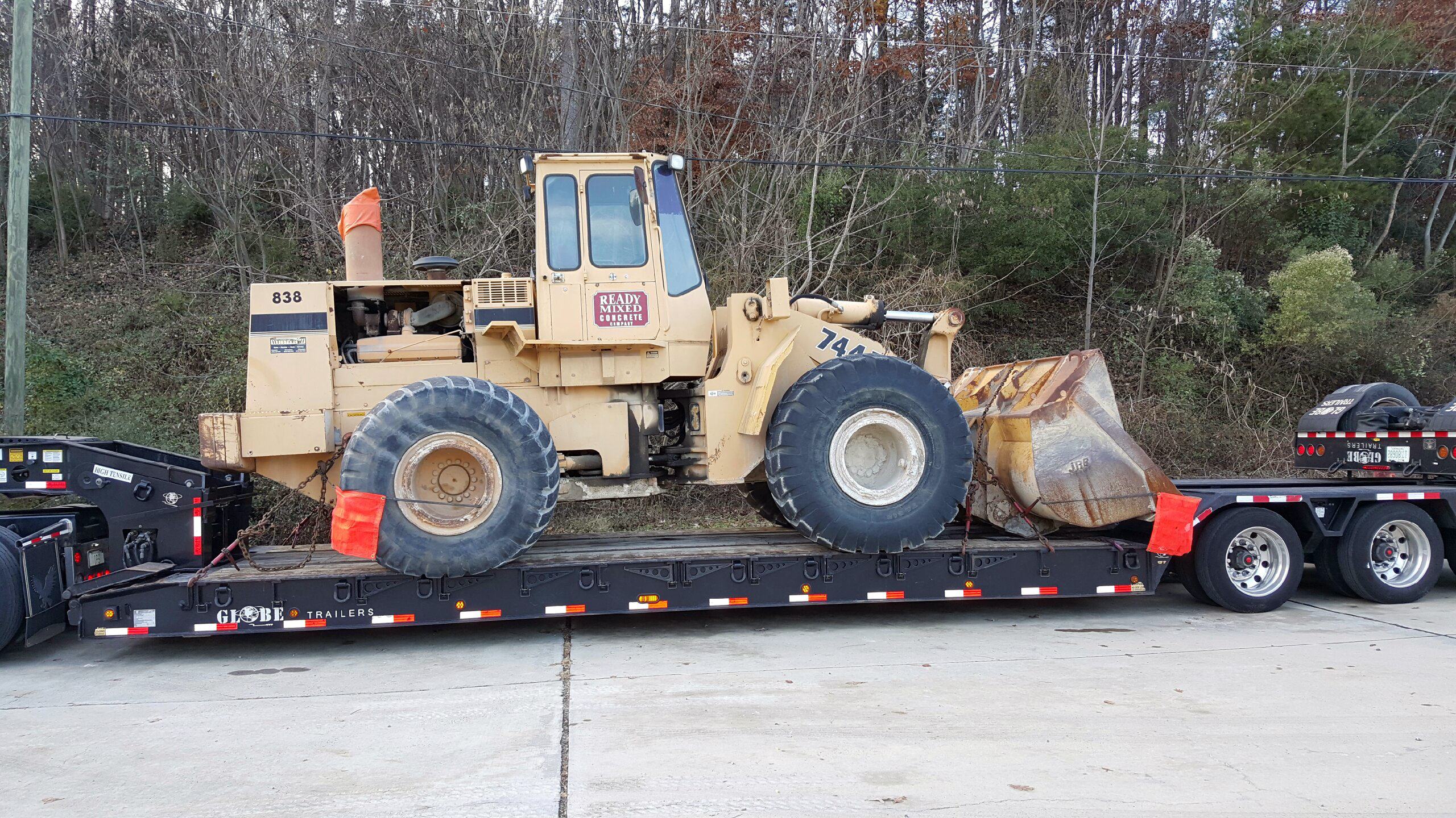 Wheel Loader Shipping | Heavy Haulers | (800) 908-6206