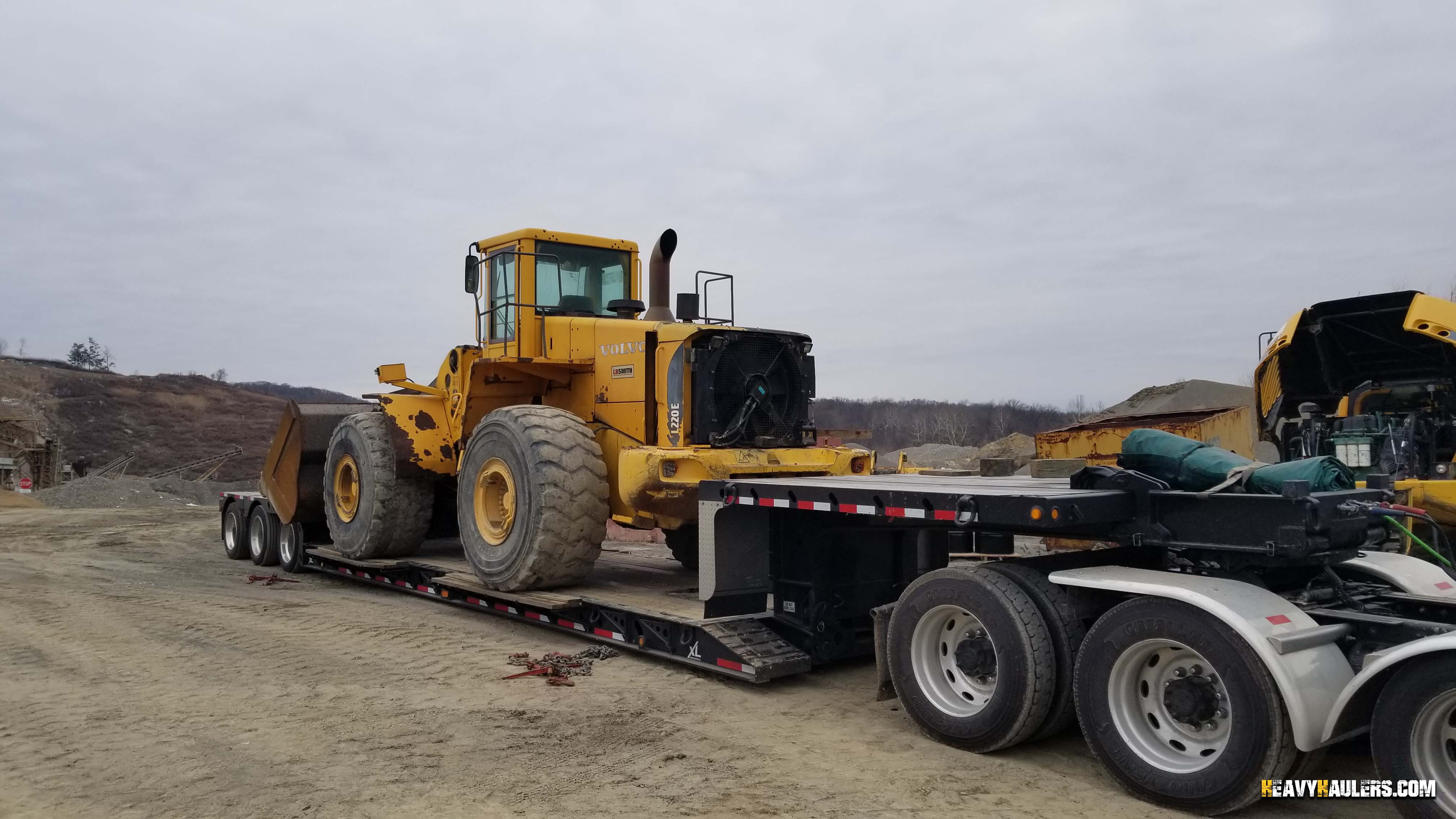 Wheel Loader Shipping | Heavy Haulers | (800) 908-6206