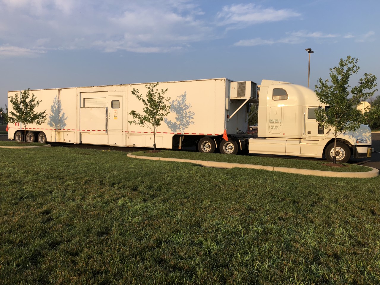 Mobile MRI Machine Vehicle Transport | Heavy Haulers | (800) 908-6206